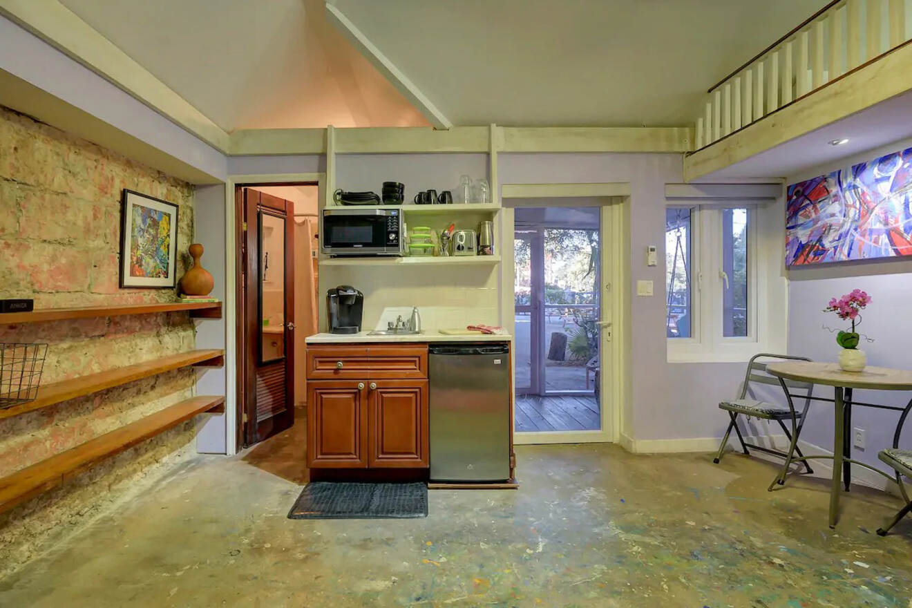 Airbnbs in Nassau, Bahamas - 12 Island PARADISES + Unique Stays