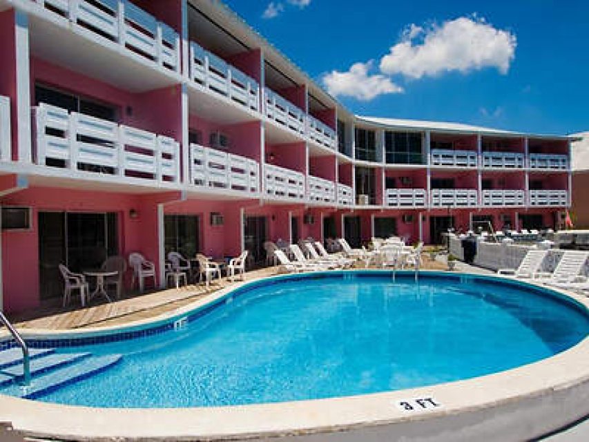 ULTIMATE GUIDE: Where to Stay in the Bahamas - Islands & Hotels