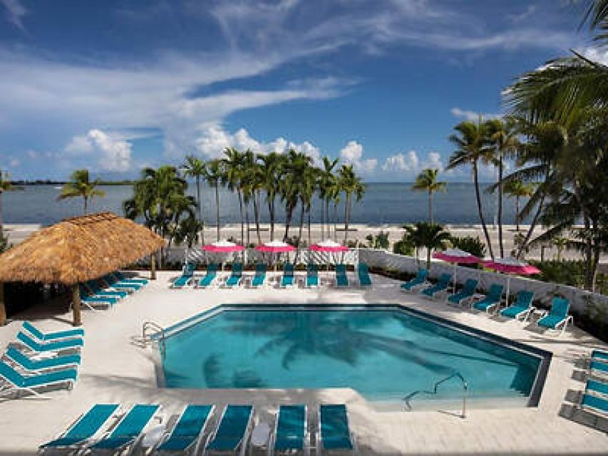 5 INCREIDIBLE Neighborhoods Where to Stay in Key West! (With Prices)