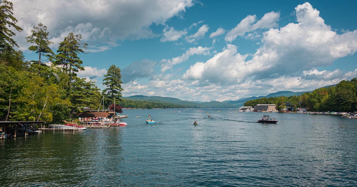 Where to Stay in Lake George - 3 TOP Areas (with Hotels!)