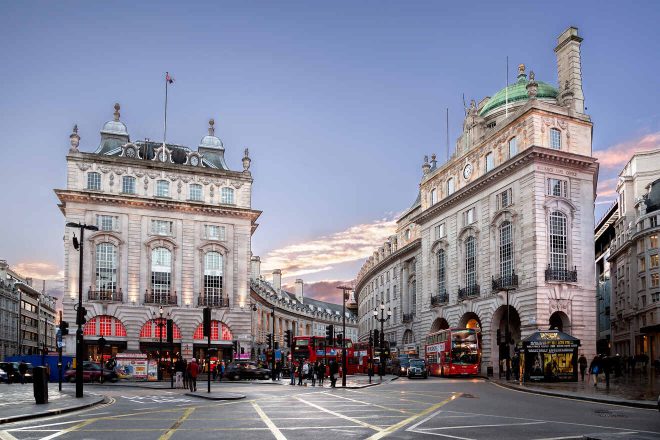 The 24 Best Streets in London You Must Visit!