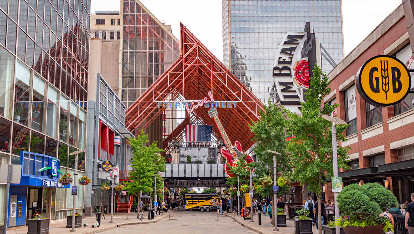 Where to Stay in Louisville, KY - 5 TOP Areas (with Prices!)