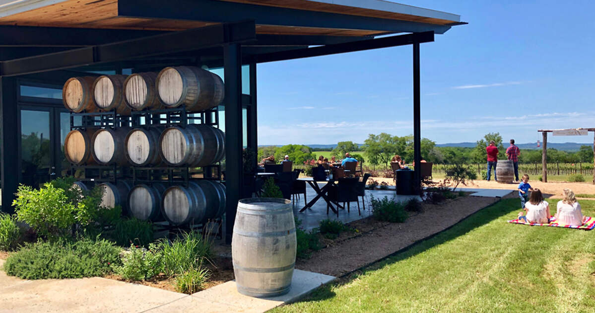 8 Best Wine Tours in Fredericksburg (+Prices!) | 2025 Update