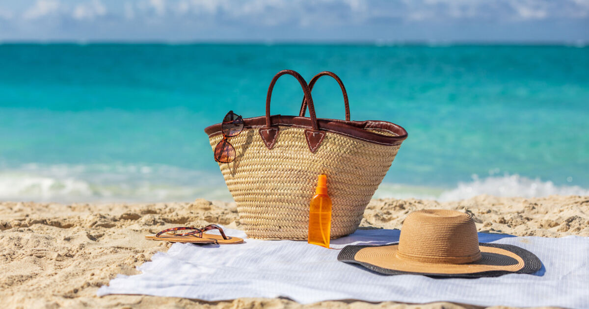 The Ultimate Beach Packing List: 17 Essential Items